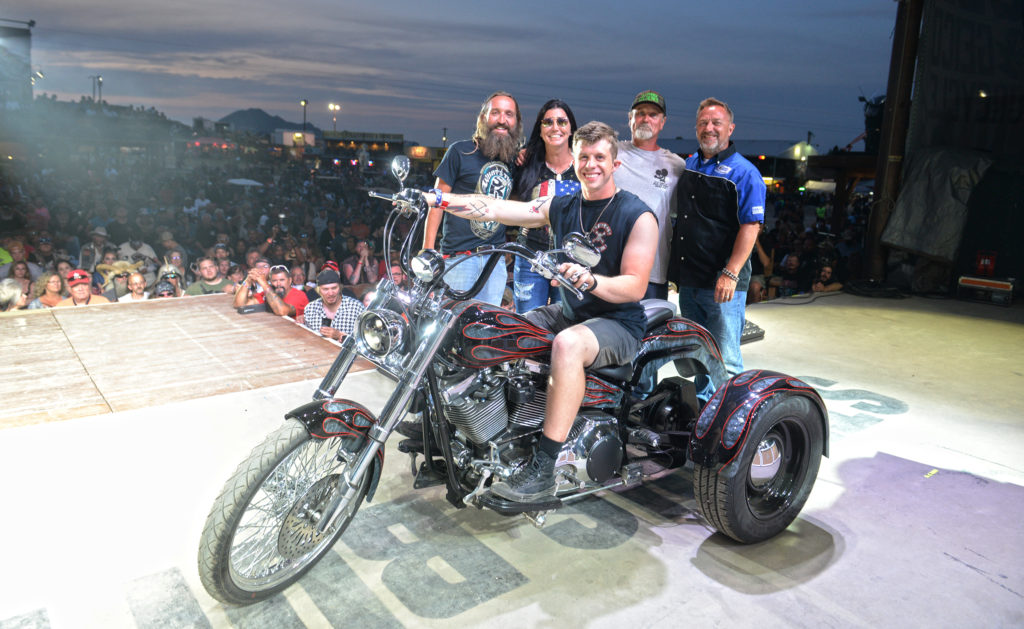 RYAN EVANS, PAINTER EXTRAORDINAIRE, IT'S WHAT HE LOVES AND IT SHOWS ...