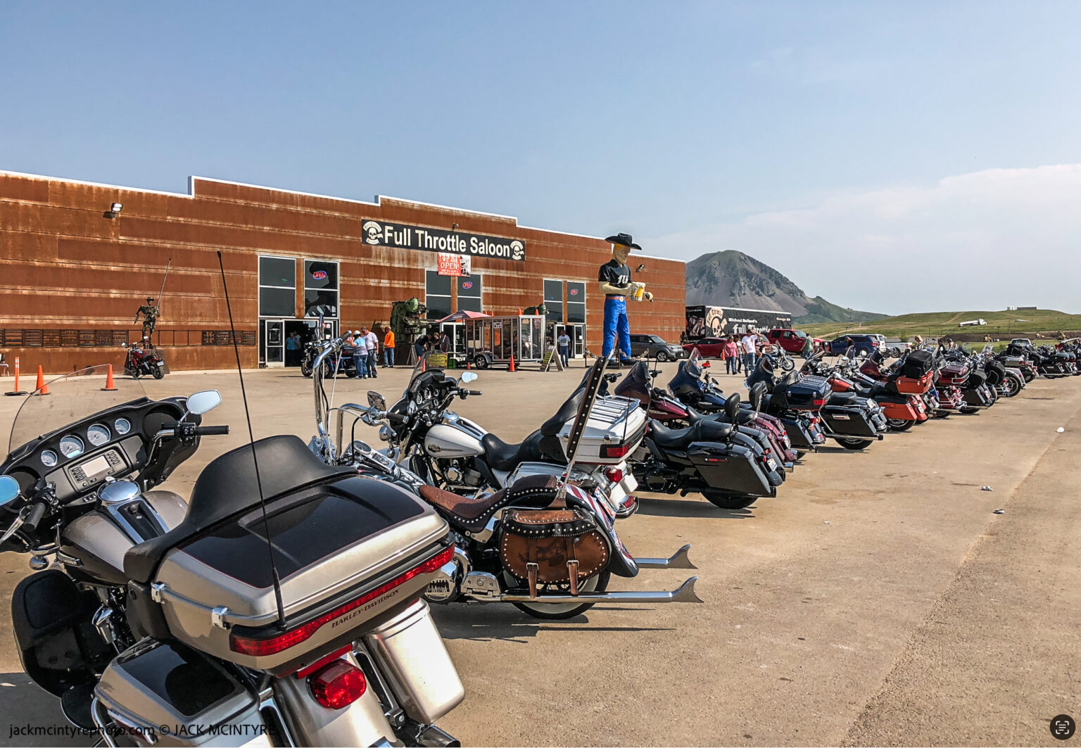 STURGIS 2025: FULL THROTTLE SALOON TRASK INVITATIONAL BIKE SHOW - Iron ...